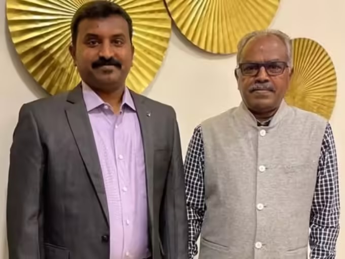Success Story Of Senthil Sankar: પિતાના નાનકડા વ્યવસાયમાં લગાવ્યા ચાર ...